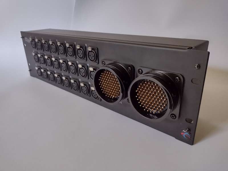 ESH Audio - 3ru - 24 Channel Stagebox with Monitor Split - Mogami ...