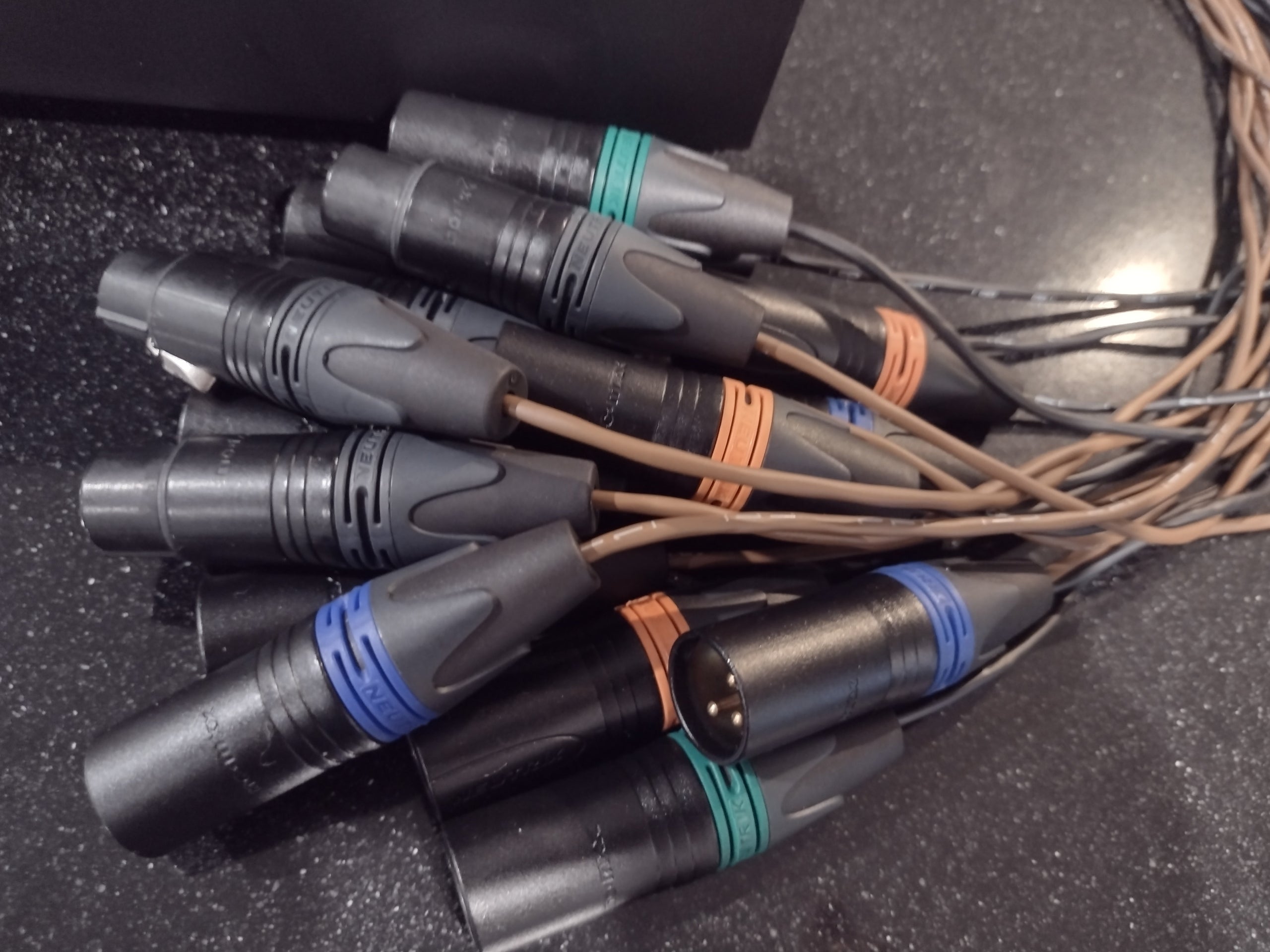 ESH Audio - 16 Channel Stage Box - Mogami 2934 - choose your length ...